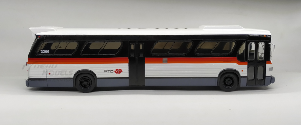 Autobús a Escala 1/43 GM TDH 5303 New Look Transit Bus 1965 RTD Los ...