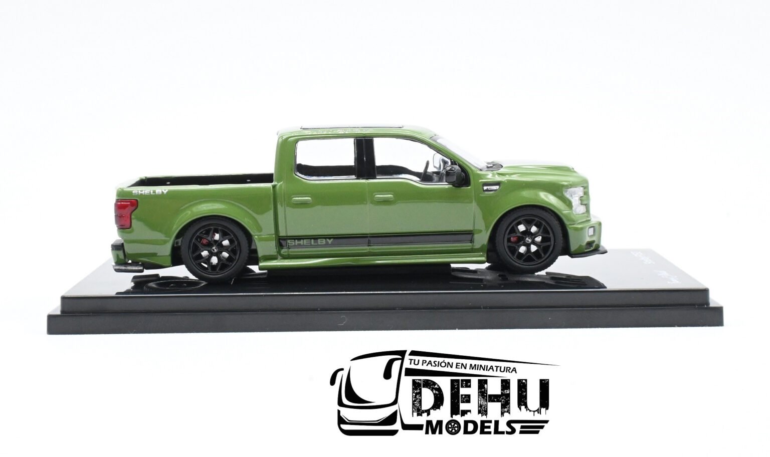 Camioneta a Escala 1/64 Ford Shelby F150 Pick Up Olivo - Negro ...